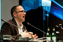 Interview with Cory Doctorow, Part 2: Ebooks, DRM and Universal Formats ...